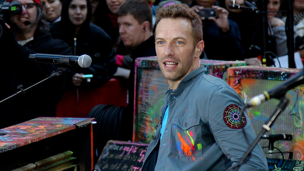 Photo :: Coldplay frontman Chris Martin says he was homopho... Coldplay ...